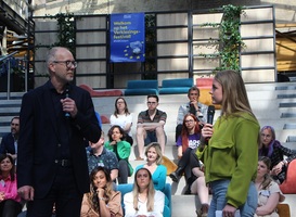 Mbo'ers in gesprek met Europarlementariërs